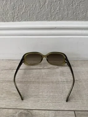 Fendi | Accessories | Fendi Olive Green Oval Sunglasses With Gradient ...